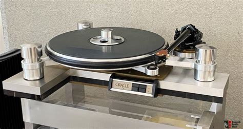 A Very Special Oracle Delphi Mkiii Turntable For Sale Canuck Audio Mart