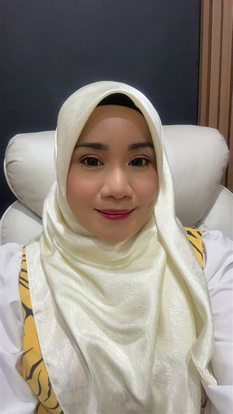 Nak Berjaya Boleh Ke Kita Duduk Diam Goyang Kaki Je Boleh Dpt Duit Ke Kalau Duduk Diam Cer