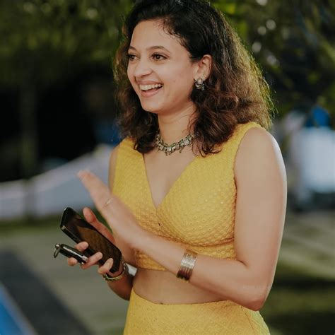 Neeta Pillai 🤤 Rmallubabes