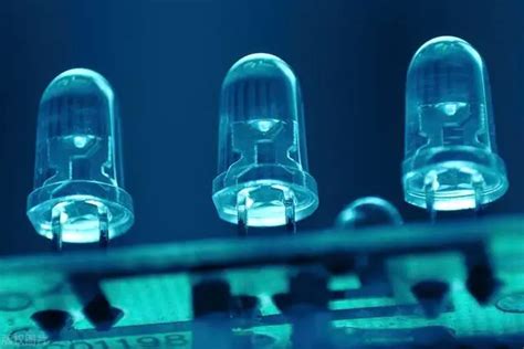 【干货】常见过压保护电路设计