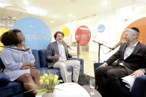 Video Crossing The Divide How Non Traditional Approaches Can Transform Clinical Trial