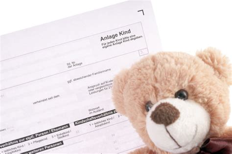 Kindergeldantrag Bilder Durchsuchen 459 Archivfotos Vektorgrafiken