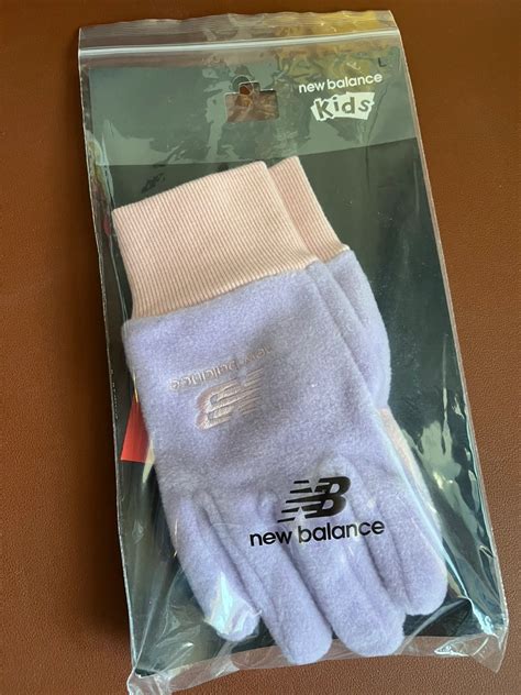 뉴발란스 키즈 장갑 새상품 당근 중고거래
