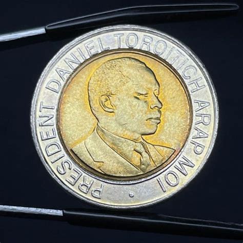 Brasao Queniano 20 Shillings Quênia 1998 Marcon Numismática