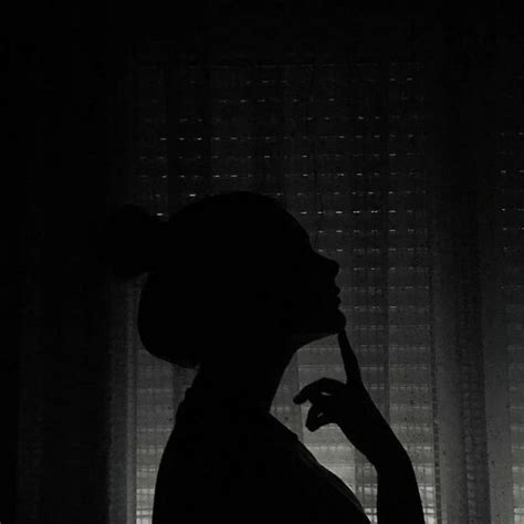 پروفایل گنگ و سیاه سفید برای دختران خاص در شبکه های اجتماعی وطن وی