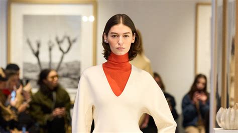 Ashlyn Fall Ready To Wear Collection Billboard Lifestyle