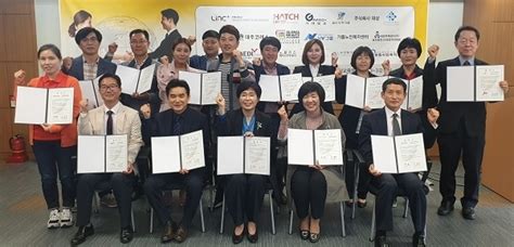 전북새일센터 여성친화일촌 기업·기관과 업무협약 전북새일센터 여성친화일촌 기업·기관과 업무협약