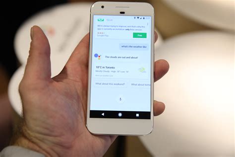 Hands On With The Google Pixel And Pixel XL TechCrunch