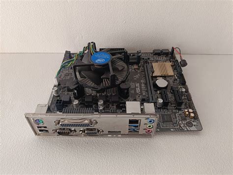 เมนบอร์ด Asus H110m D Socket 1151 Cpu I3 7100 รองรับแรม Ddr4 พร้อมฝาหลัง พร้อมใช้งาน ร้านค้าส่ง