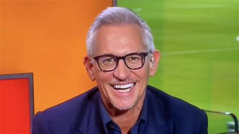 Саботаж в студиото на Би Би Си Аудио от порно клип прекъсна анализите преди мача на Ливърпул