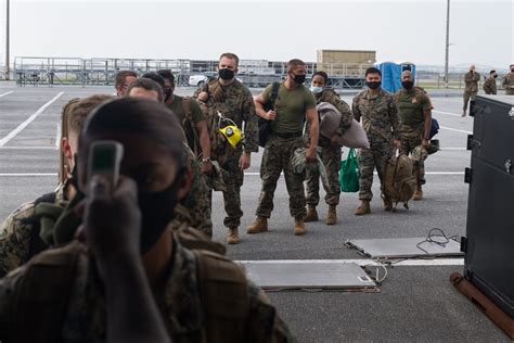 Dvids Images Welcome Home 3rd Mlg Marines And Sailors Return From Mrf D [image 5 Of 8]
