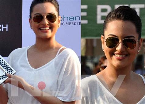 Sonakshi Sinha To Do An Item Number In Himmatwala Remake