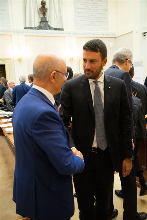 Chi Cera In Vaticano A Parlare Di Pensiero Tecnico E Capitalismo Le