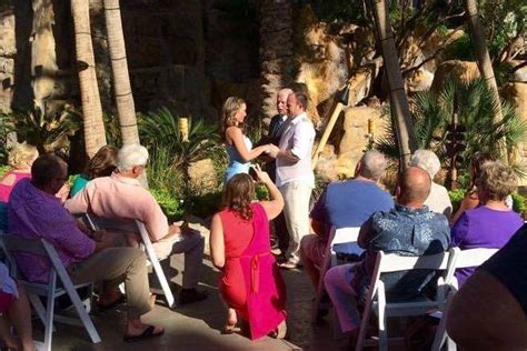 Tahiti Village Las Vegas Wedding