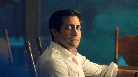 Presumed Innocent Review Jake Gyllenhaal Steps In For Harrison Ford The New York Times