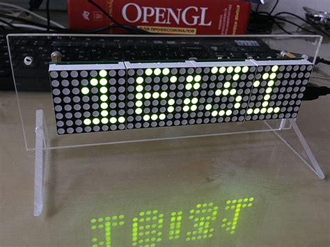 Matrix LED Clock By Snakeye