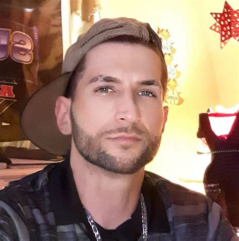 Over 100 Gather For Vigil Honoring Maryland Dad Christopher Wright Who Was Killed Protecting His Son