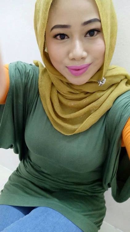 Burit Merah Awek Tlumbr Alexandra Ogden