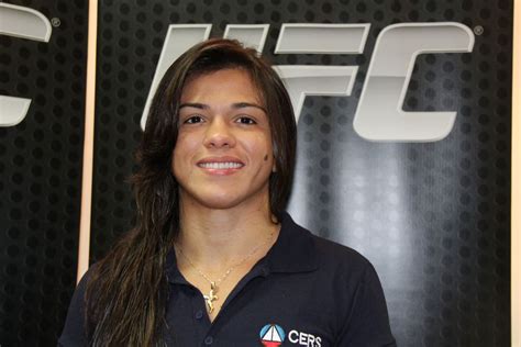 Claudia Gadelha