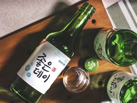 What Is Soju A Guide To Koreas National Drink Man Of Many