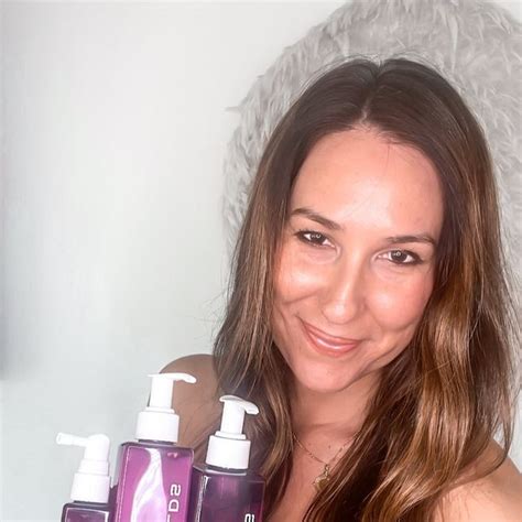 Maree Summerhayes Maree Summerhayes On Threads