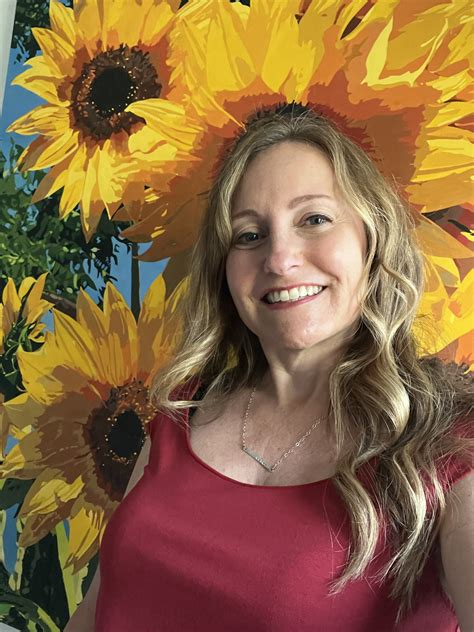 Laurel Grace Sawdust Art Festival