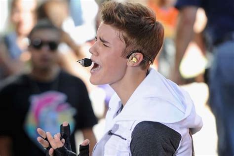 Justin Bieber Busks In Ontario