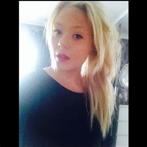 Danielle Tomlinson Youtube