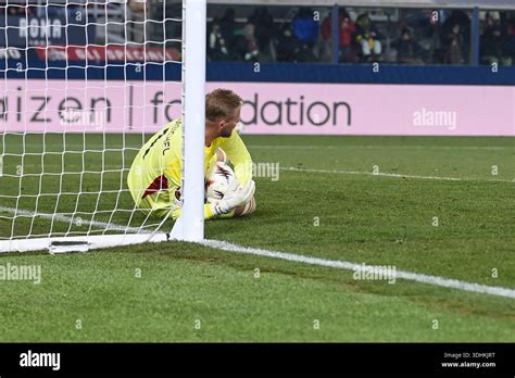 Bologna Italy 22nd Jan 2026 Kasper Schmeichel Celtic Good Save
