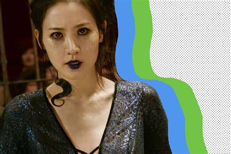 Jk Rowling Defends Casting Decision Of Nagini In The New Fantastic