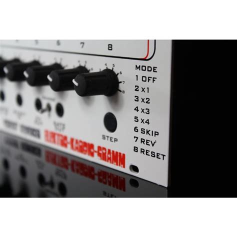 Купить Analogue Solutions Ekg 8 Step Advanced Sequenzer цена и Модули