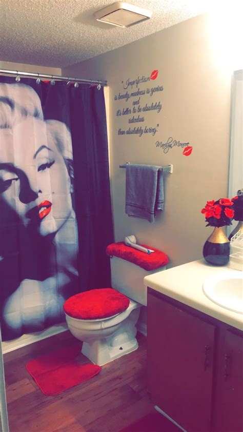 Marilyn Monroe Bathroom Decor