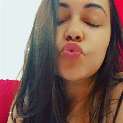 Van Nessa Castt Threads Say More