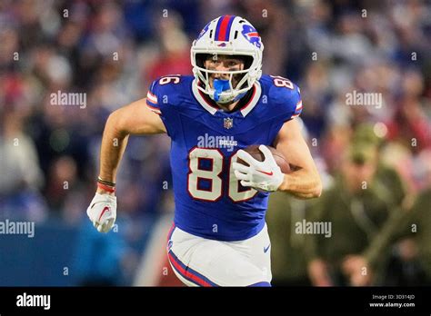 Buffalo Bills Tight End Dalton Kincaid 86 Carries During An Nfl