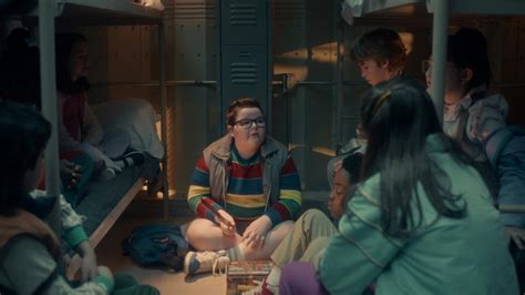 Derek Is My Favorite New Stranger Things Character But Im Worried About One Turnbow Trap