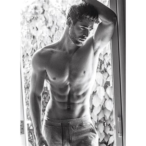 Nick Bateman Barefoot Bateman Nick Sexy Weheartit Elesa1