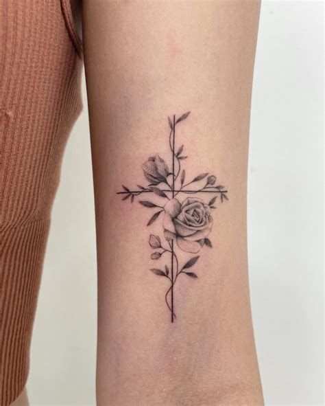 Stunning Cross Tattoos To Showcase Your Faith And Devotion
