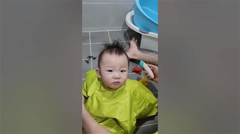 이현이가 생후 처음으로 머리를 깎아요 Youtube