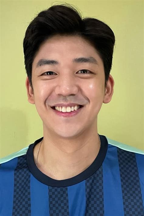 Lee Yong Dae Wiki Biography Age Gallery Spouse And More