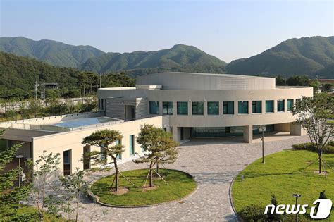 ‘인제 기적의 도서관 19일부터 사전 운영…28일 정식 개관