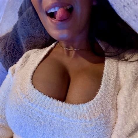 Grosse Pute Marocaine Plug Anal Feat Samia Secret Xhamster