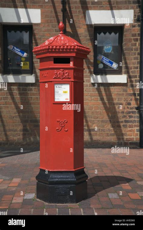 Gr Post Box Gloucester Gloucestershire England Stock Photo Alamy