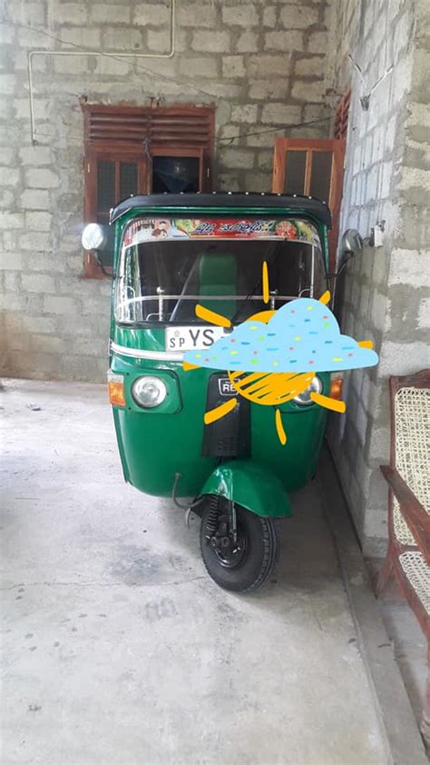 වාහන විකිණීමට හා මිල දී ගැනීමට Vehicles Sale And Buy In Sri Lanka නිවසේ පව්ච්චි කරන ලද 3 රොද