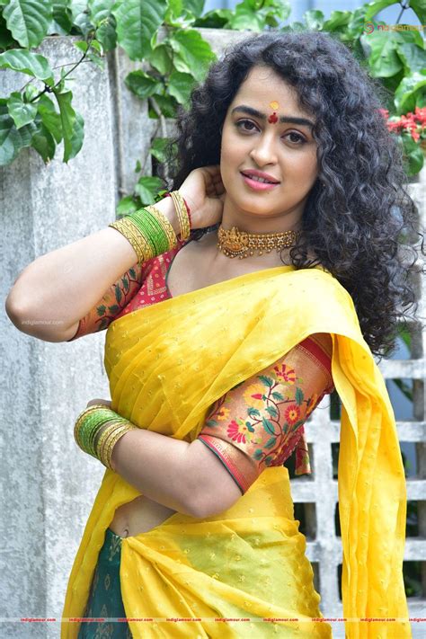 Apsara Rani Actress Hd Photosimagespics And Stills