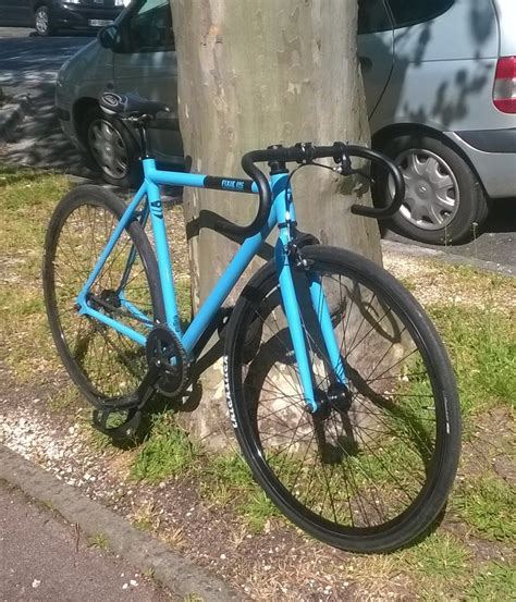 Fixie Inc Bike Pedal Room