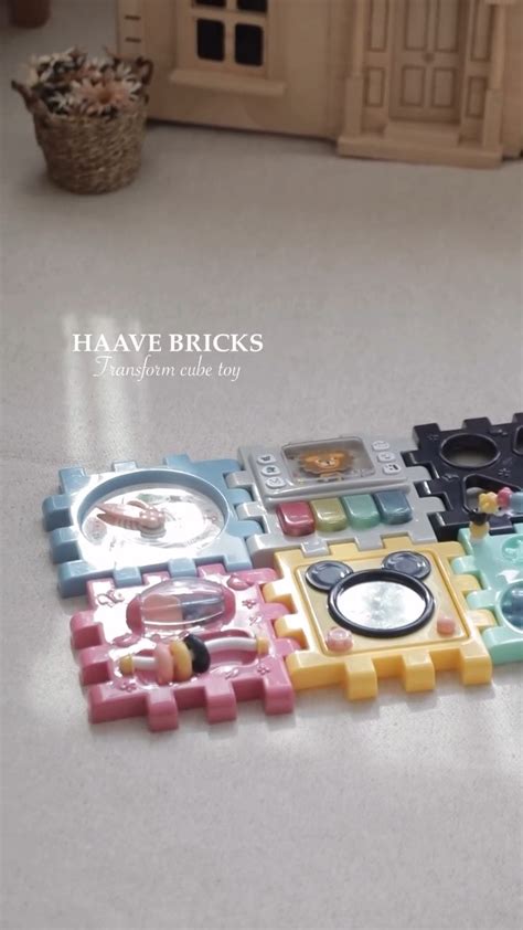 위틀스토어 요즘 우리 아기 장난감 고민하신다고요 글쎄 신생아 3명 중 1명은 변신큐브와 함께하고 있다고 해요 다양한 모양으로 분리and조립할 수 있어서 터미타임부터