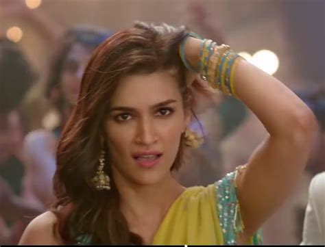 Pin By Indian Actress Gallery On Kriti Sanon Indian Actress Hot Pics