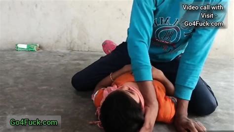 Desi Village Girl Ko Paise Dekar Choda Outdoor Sex Ko Ko Eporner