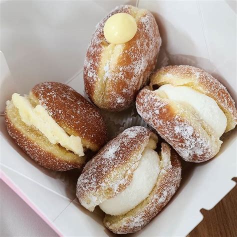 우유생크림도넛