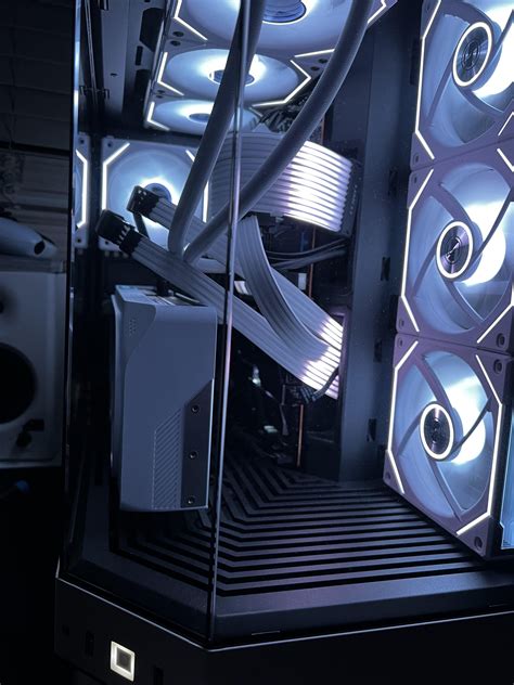 Hyte Y60 Pc Build R Hyte